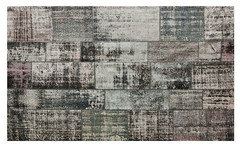 Looking for the perfect, semi-manly rug!