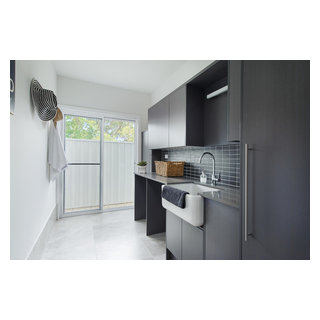 Shelly Beach - Brandon calder Homes - Beach Style - Laundry Room ...