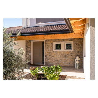 Prestigiosa dimora in legno - Traditional - Exterior - Other - by ...