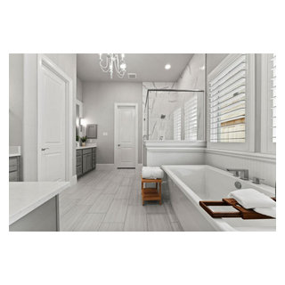 Bonnie Ridge - Farmhouse - Bathroom - Houston - by Scarlet Home Design ...