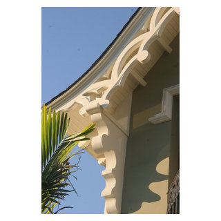 Gothic Revival Exterior Millwork - Traditional - Dallas - by Hull ...
