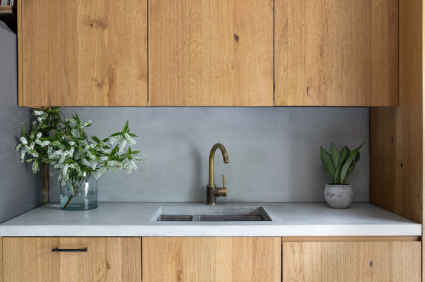 Houzz Tour: Maximizing Space in a Traditional Row House