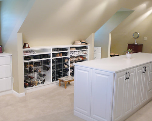 Best Angled Wall Closet Design Ideas & Remodel Pictures | Houzz