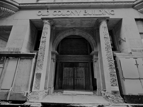 Historic Chicago Building Transforms into Residential Apartments