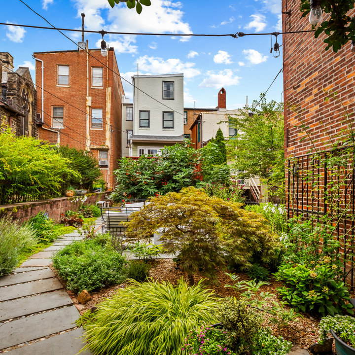Rowhouse Landscaping - Photos & Ideas | Houzz