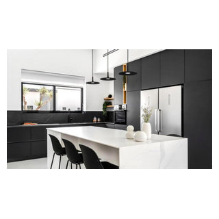 Alex and Ariel kitchen - Modern - Kitchen - Atlanta - by KDO KITCHENS ...