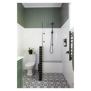 Shower, nib wall, niche, and toilet - Traditional - Bathroom - Brisbane ...