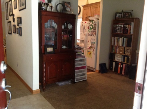 Front room - first room you see when you enter the house - Help!