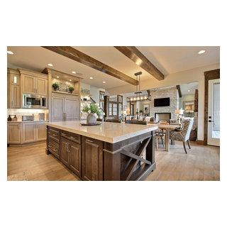 CW1 - Kitchen Island - Arts & Crafts - Kitchen - Portland - by Cascade ...