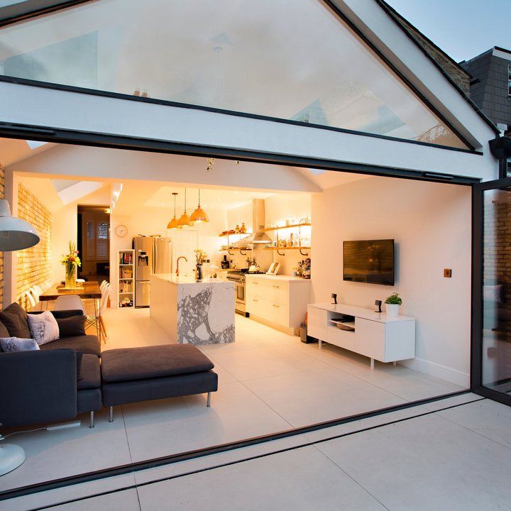 75 Beautiful Double Gable Roof Home Design Ideas & Designs | Houzz AU