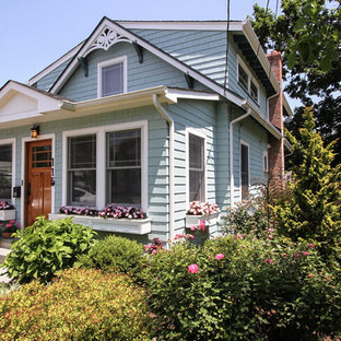 75 Beautiful Rustic Vinyl Exterior Home Pictures & Ideas - August, 2020 ...