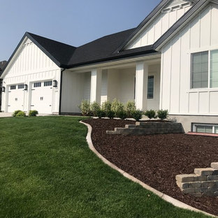 75 Beautiful Rock Front Yard Landscaping Pictures & Ideas | Houzz