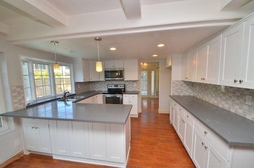 Need help with kitchen layout!