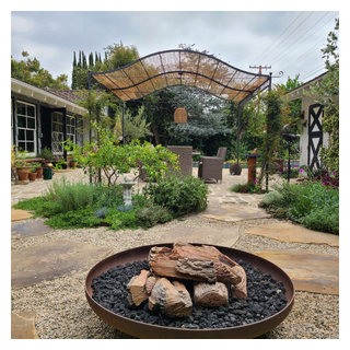 Burbank Project - Rustic - Landscape - Los Angeles - by Roy Altaras ...