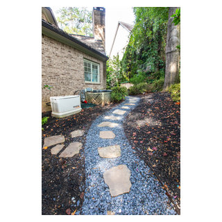 Natural Stone Stepping Pathway with Gravel Walkway - Rustic - Landscape ...