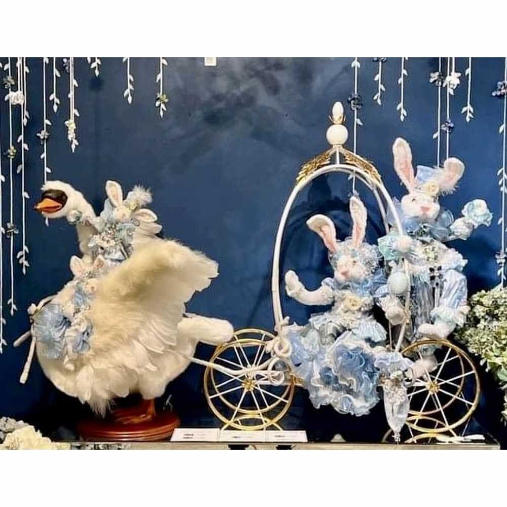 Mark Roberts Spring 2023 Elegant Blue/White Rabbit Carriage With Swan ...