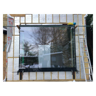Oriel frameless box window - Contemporary - Exterior - Hertfordshire ...