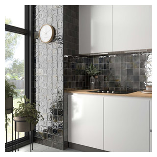 Luna Black 4x4 - Kitchen - San Francisco - by Tile Club | Houzz