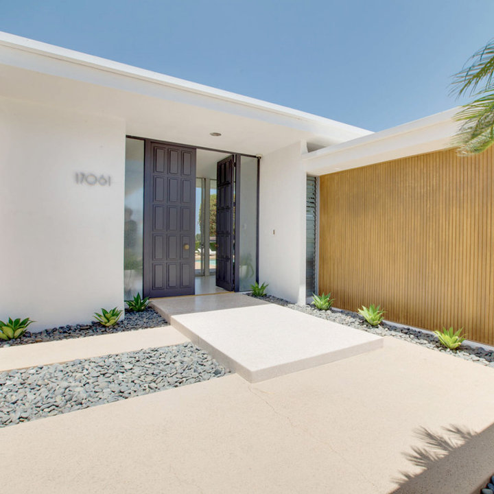 75 Beautiful Exterior with a White Roof Ideas & Designs - December 2025 ...