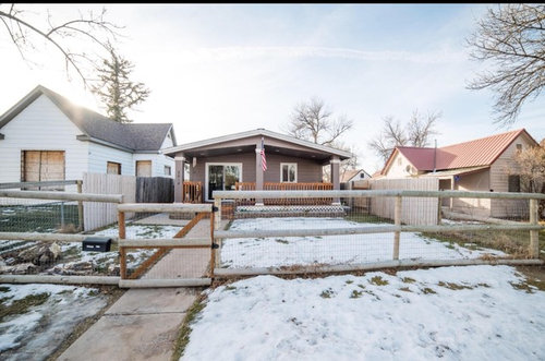 House is sideways on lot- Entryway