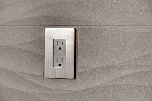3-Dimensional Tile - Best Way to Edge & Install Outlets