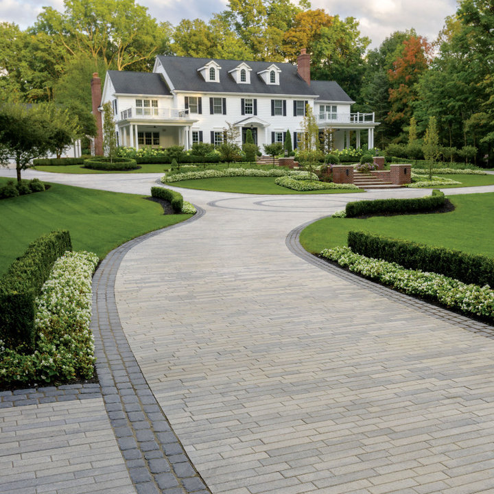 75 Most Popular 75 Beautiful Driveway Ideas & Designs Design Ideas for ...
