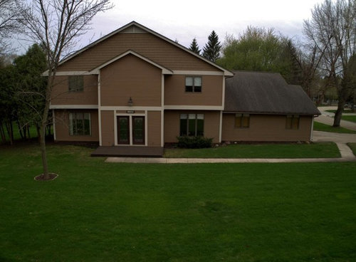 What to do with blank space above front door? | Houzz Forum