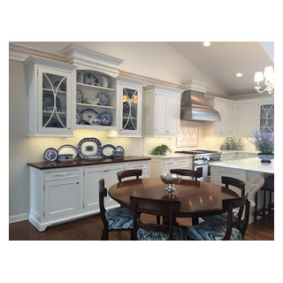 Designer Kitchen - Traditional - Cleveland - by Mary Jack Design | Houzz