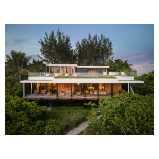 Gulf Gardens - Contemporary - Exterior - Tampa - by Sweet Sparkman ...