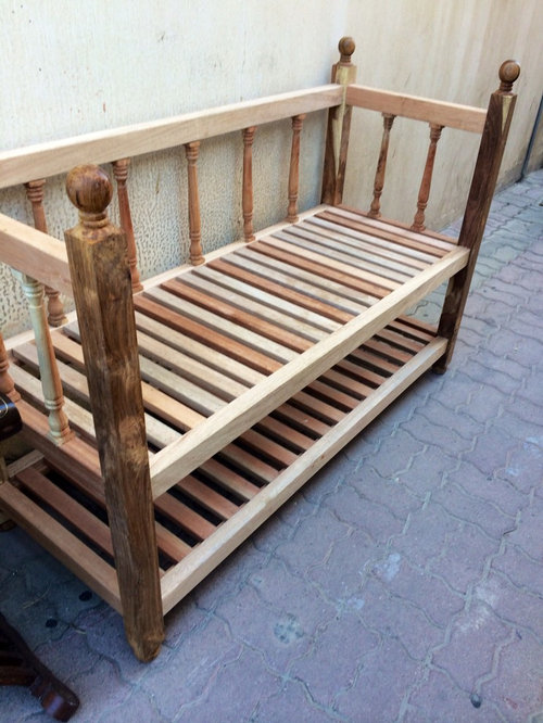 Bahraini bench