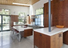 Pole in kitchen island. Best option for the worktop?