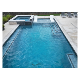 Rectangle Pool & Spa - Modern - Pool - Other - by Villa Del Mar | Houzz
