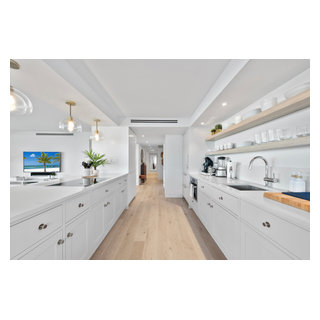 Modern Long White Kitchen With Living Area, Modern House, Remodeling ...