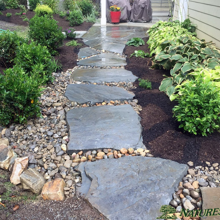 75 River Rock Walkway Ideas You'll Love - October, 2025 | Houzz