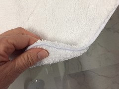 what style towel from the rag co. to dry glass shower door?