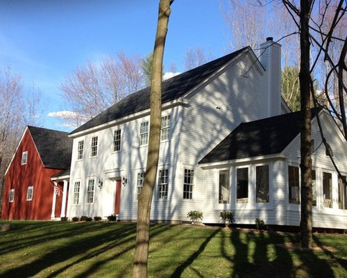 Federal Farmhouse Home Design Ideas, Pictures, Remodel and Decor