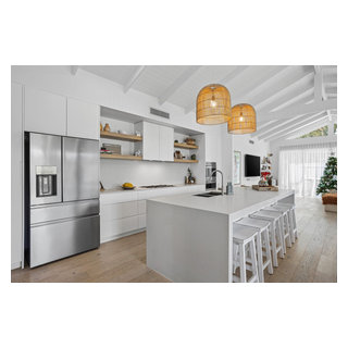 Full House Renovation - Mermaid Waters - Contemporary - Kitchen - Gold ...