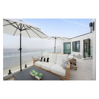 Modern Ocean Front Whole House, Carlsbad - Beach Style - Deck - San ...