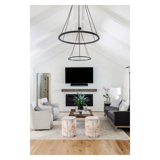 Simon Tree - Transitional - Living Room - Other - by Vicus Builders ...