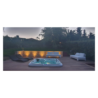 Réalisation d'une terrasse bois Padouk - Biot - Contemporary - Terrace ...