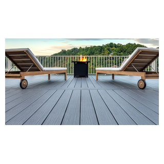 Whidbey Deck - Transitional - Deck - DC Metro - by TREX COMPANY INC | Houzz