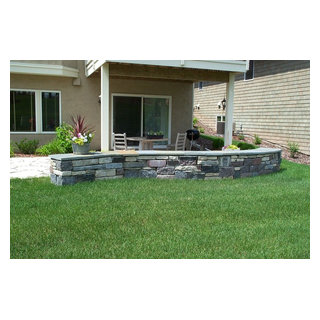 Granite Sitting Wall - Traditional - Patio - Minneapolis - by English ...