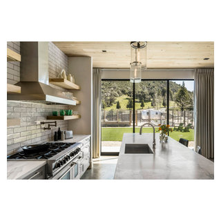 Calistoga Modern Farmhouse Retreat - Farmhouse - Kitchen - San ...