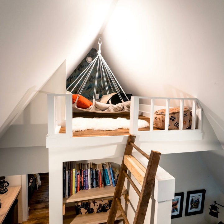 75 Beautiful Balcony with Wood Railing Ideas & Designs - September 2024 ...