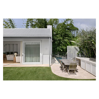 Milton - Pool - Brisbane - by Brisbane Landscaping Co | Houzz