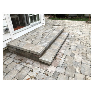 Unilock Brussels Patio, Steps & Landing ft. Unilock Sunset Round ...