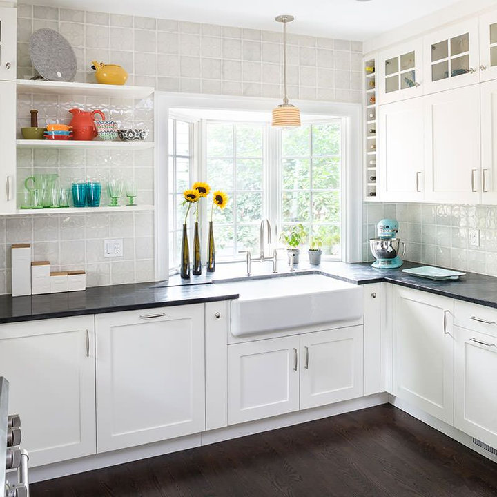 Box Bay Window - Photos & Ideas | Houzz
