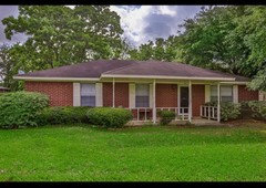 Red Brick Ranch Trim!