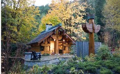 Little red cedar cabin help