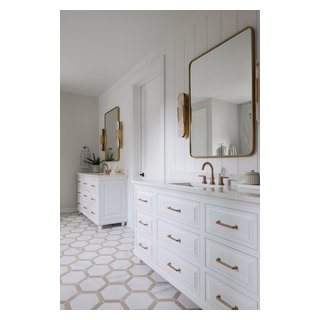 Primary Bathroom - Transitional - Bathroom - Grand Rapids - by Beth Howley Creative LLC | Houzz AU